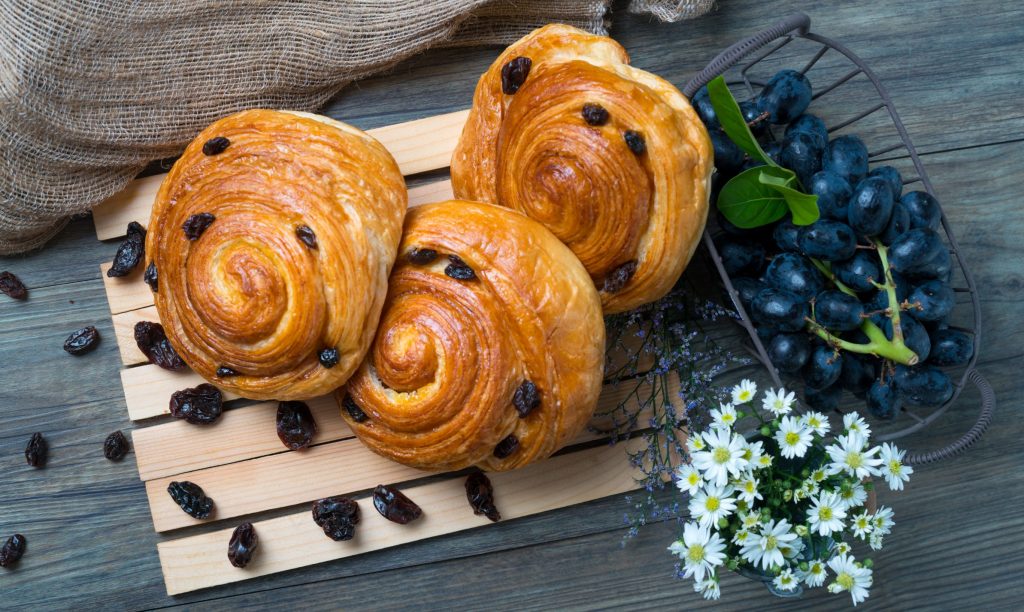 Bánh Danish Nho Khô California • Raisins